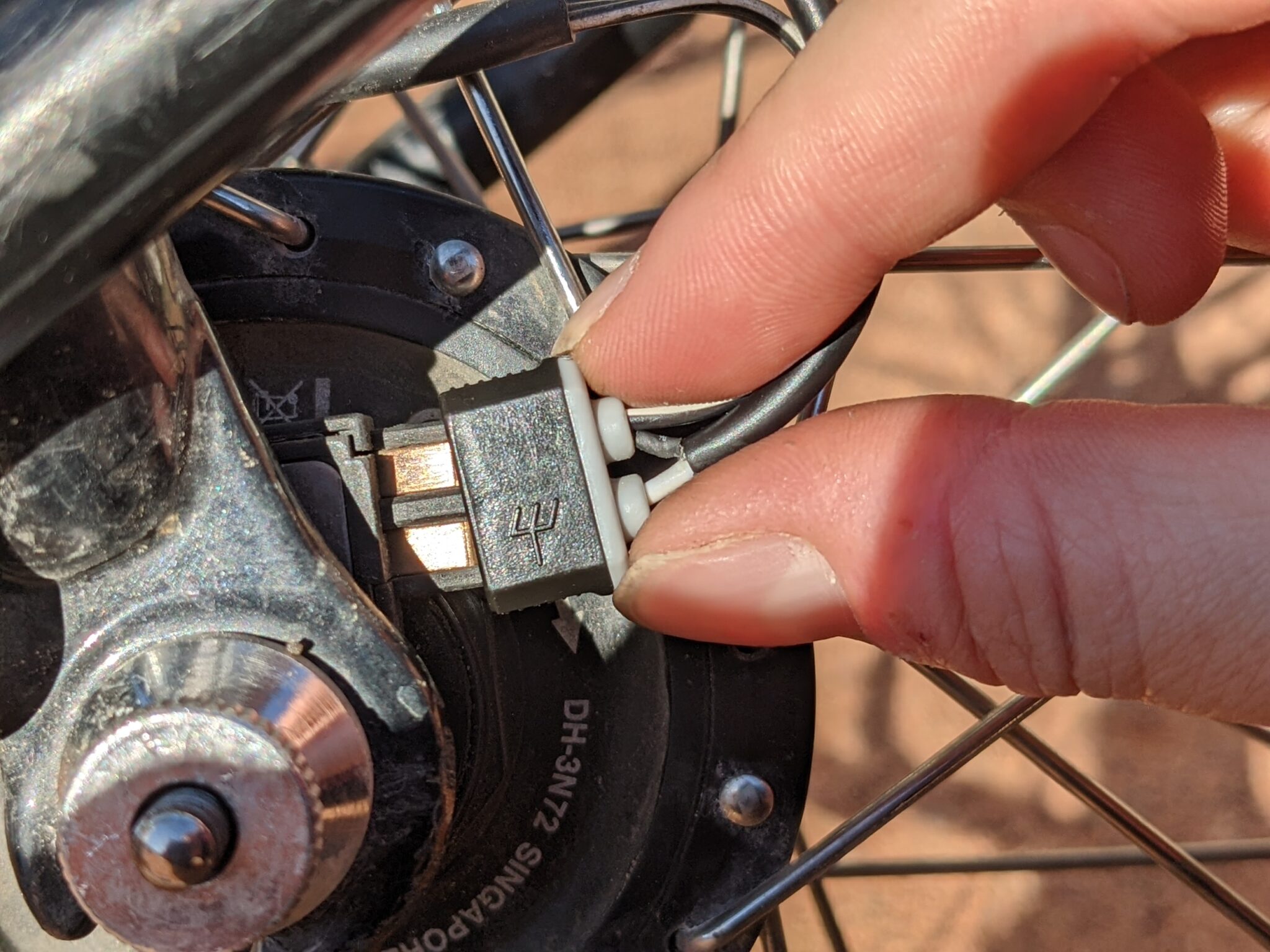 USB-Werk Busch & Muller - Test & Avis - Chargeur sur dynamo